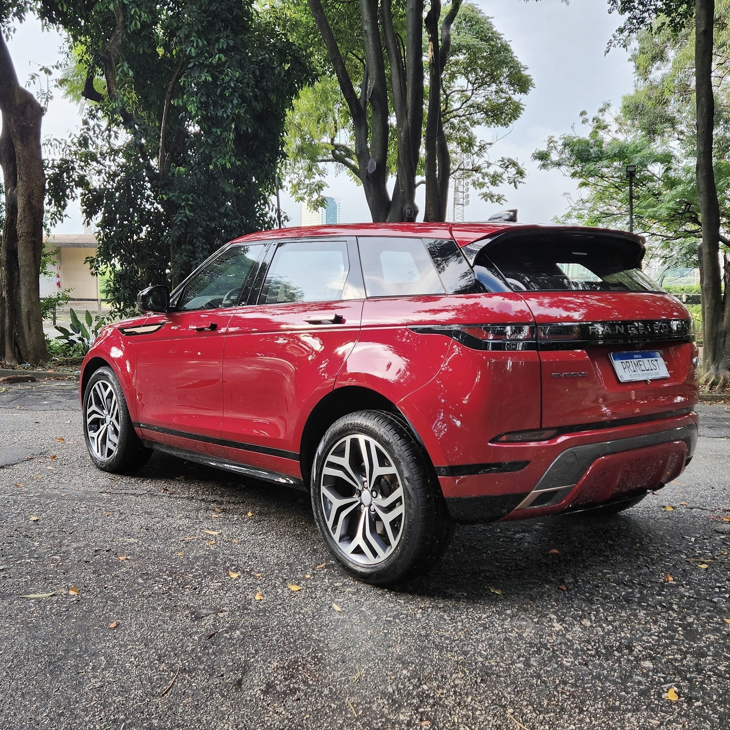 LAND ROVER RANGE ROVER EVOQUE 2.0 P250 FLEX R-DYNAMIC SE AWD