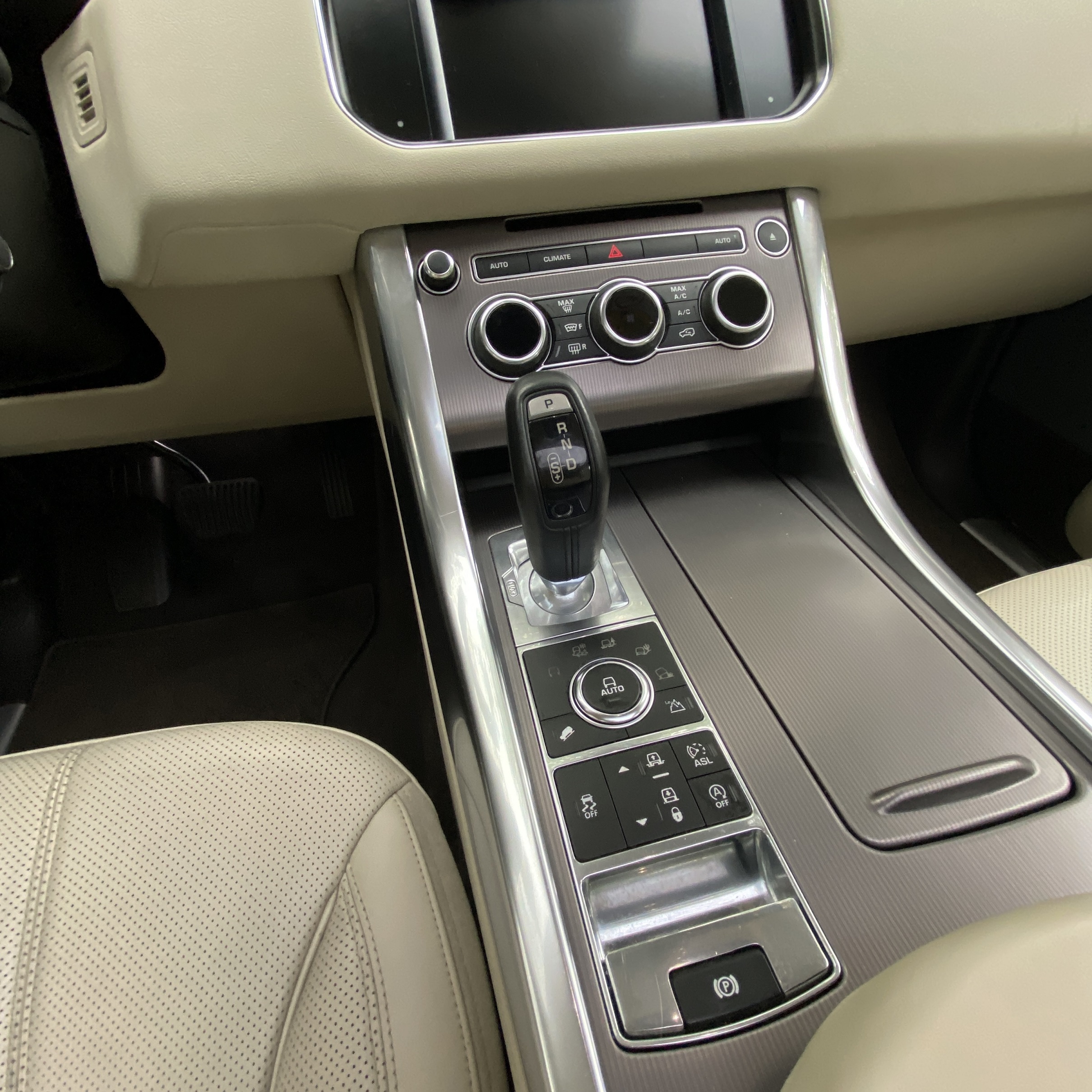 LAND ROVER RANGE ROVER SPORT 3.0 TD HSE